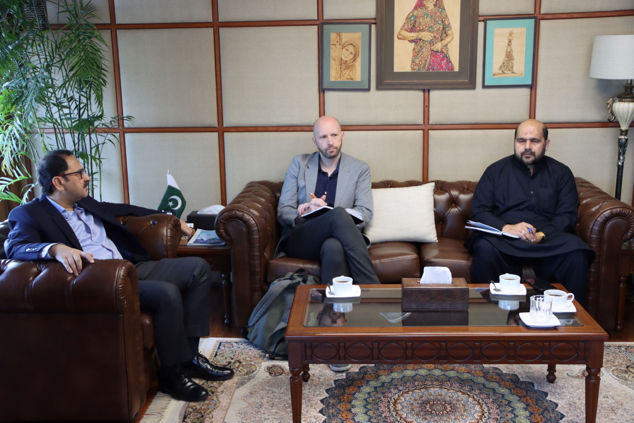Islamabad 27 October,2023: Meeting with Mr. Alun Macdonald Head of ...